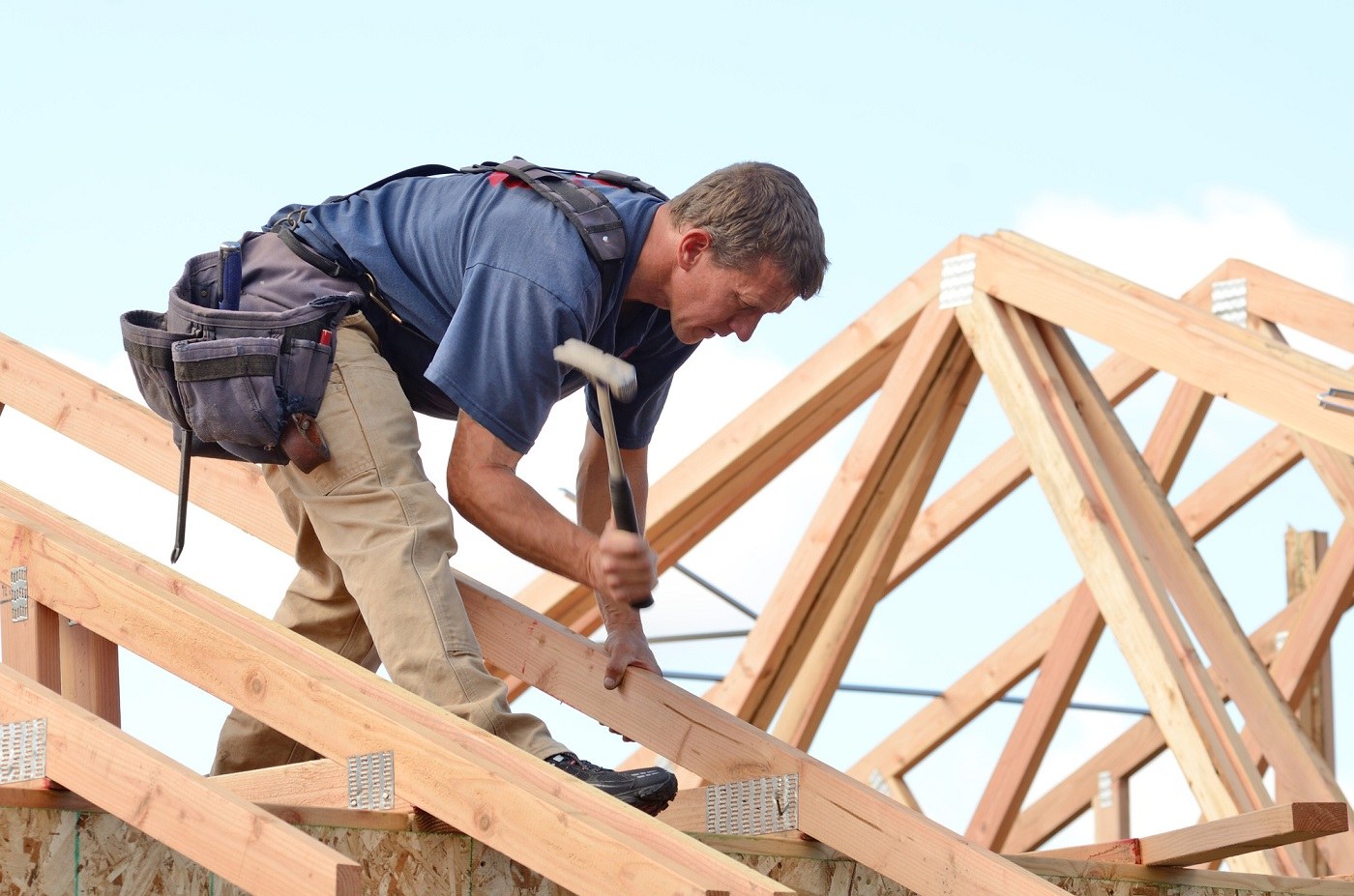 Buy a House vs Build a House: What Are the Differences?