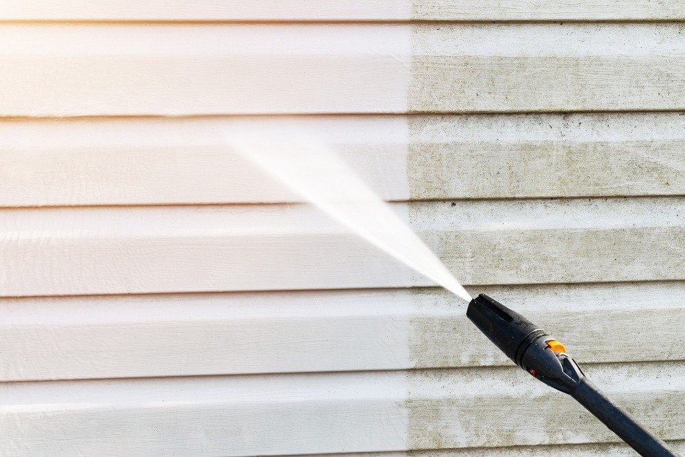 How to Choose a Pressure Washing Service: Need to Know