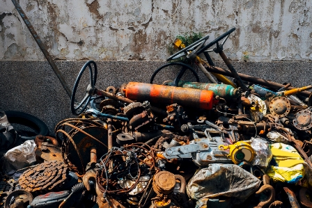 5 Ways To Get Rid Of A Large Amount Of Junk