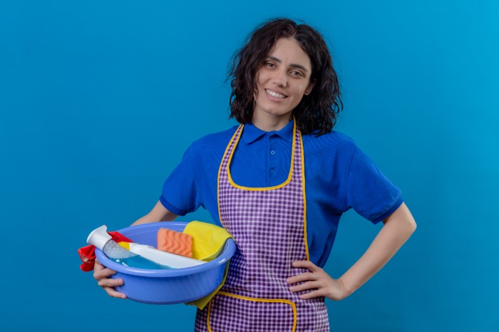 What's Included & Excluded from a Professional Chicago Maid